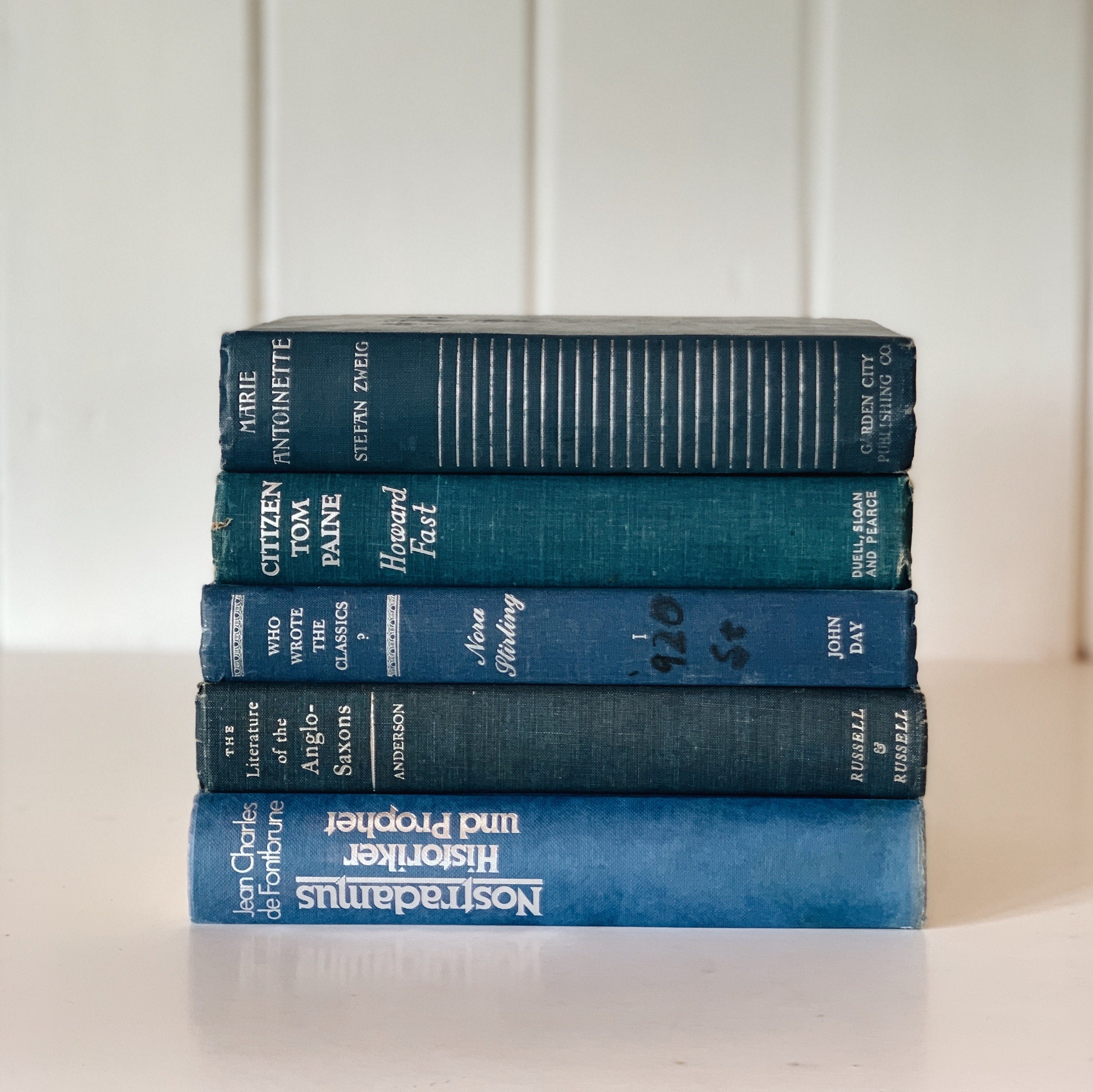 Blue Vintage Decorative Book Bundles – Pretty Old Books